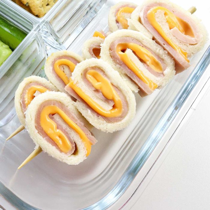 Turkey & Cheese Sushi for the Lunchbox | MOMables