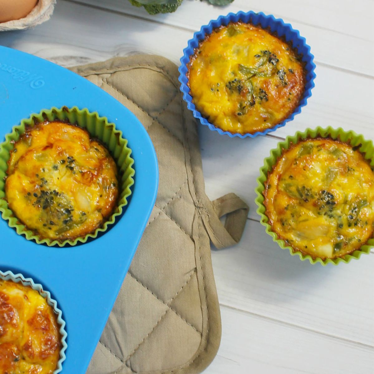 Crustless Broccoli and Cheddar Quiche Muffins