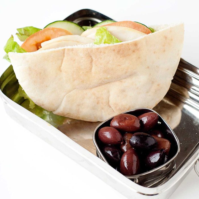 Easy Turkey Pita Sandwich | MOMables