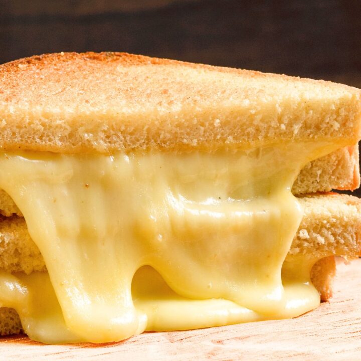 Provolone Grilled Cheese | MOMables